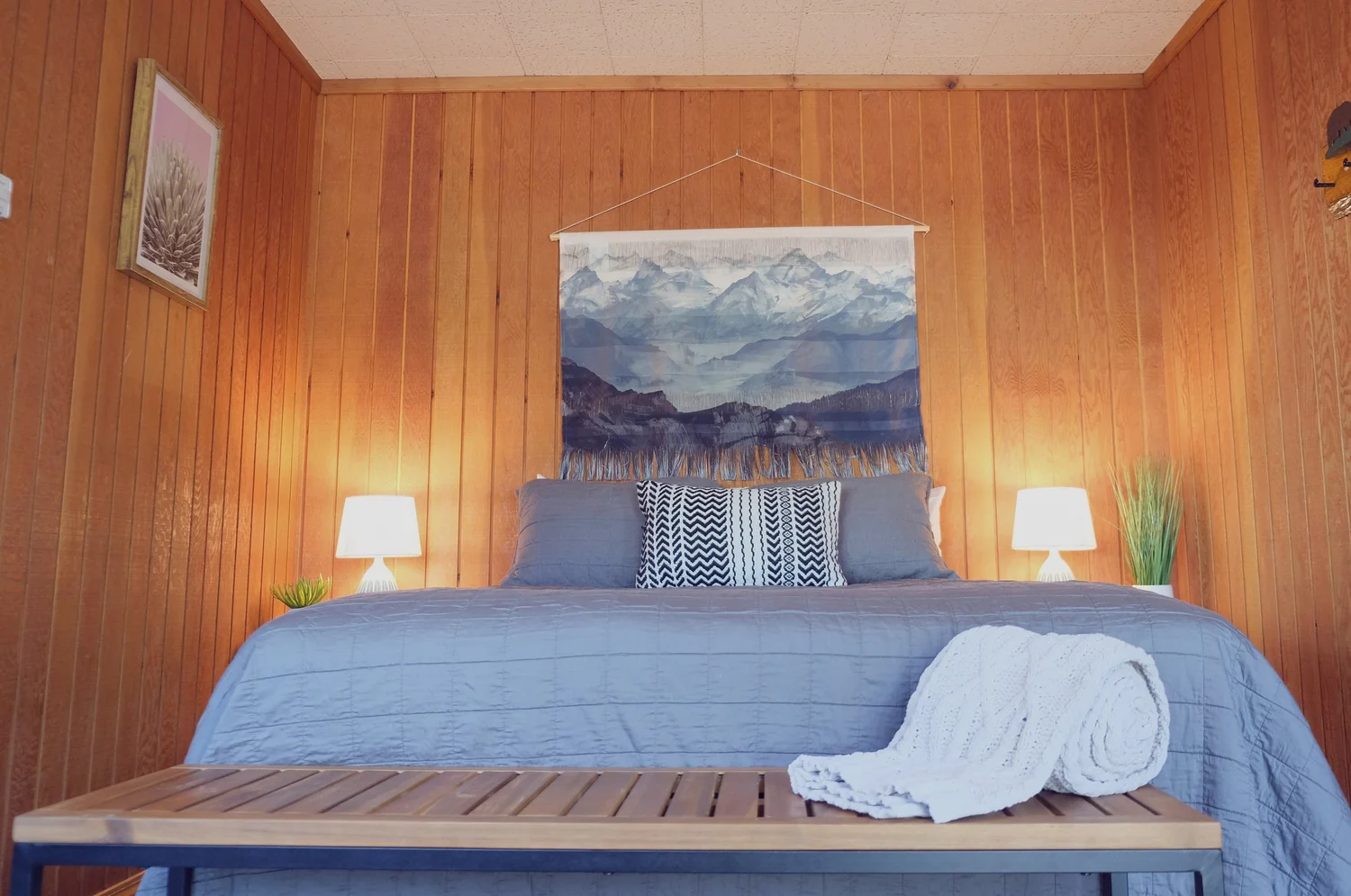 Lake Front Cabins | Motel Lodging in June Lake, CA