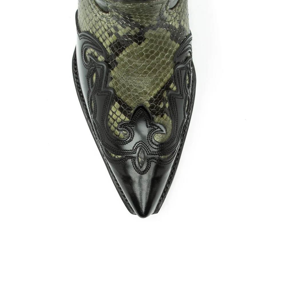 PRIMEBOOTS | Explore Premium Footwear—Shop Now