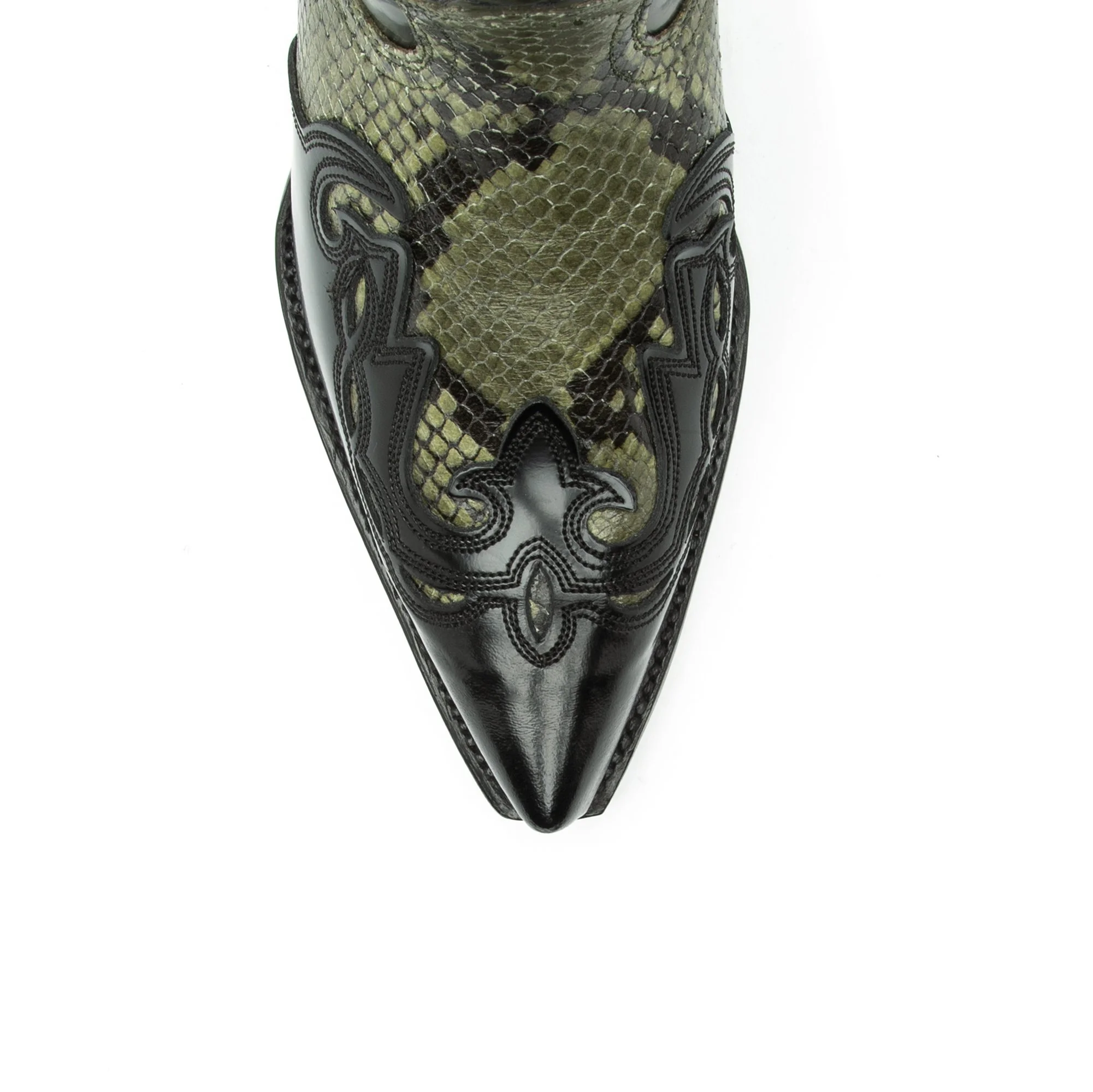 PRIMEBOOTS | Explore Premium Footwear—Shop Now