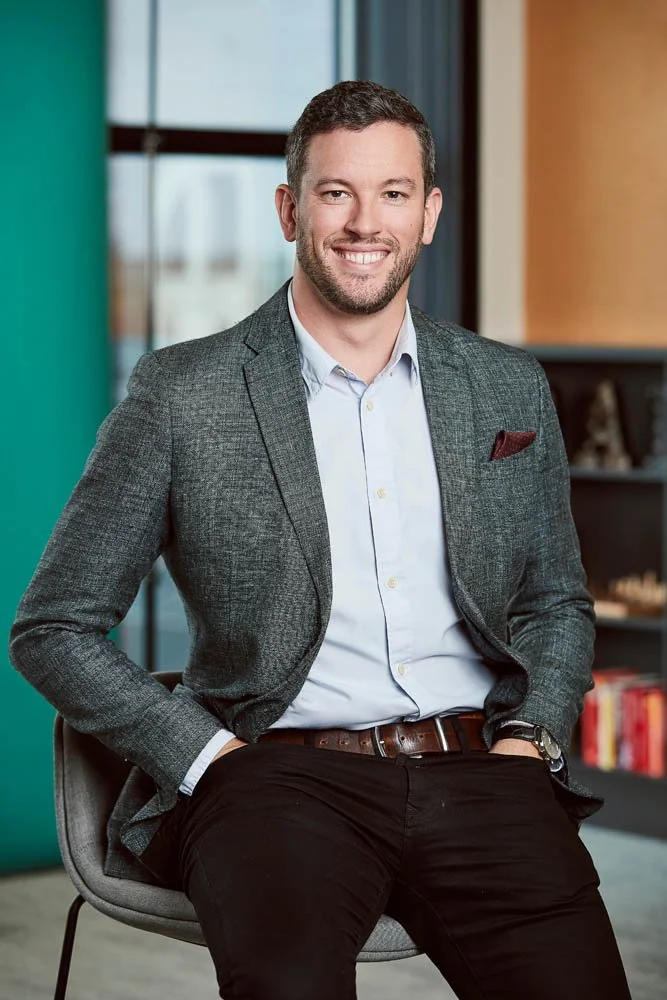 Alex O’Neill — InX Executive Search & Interim Management