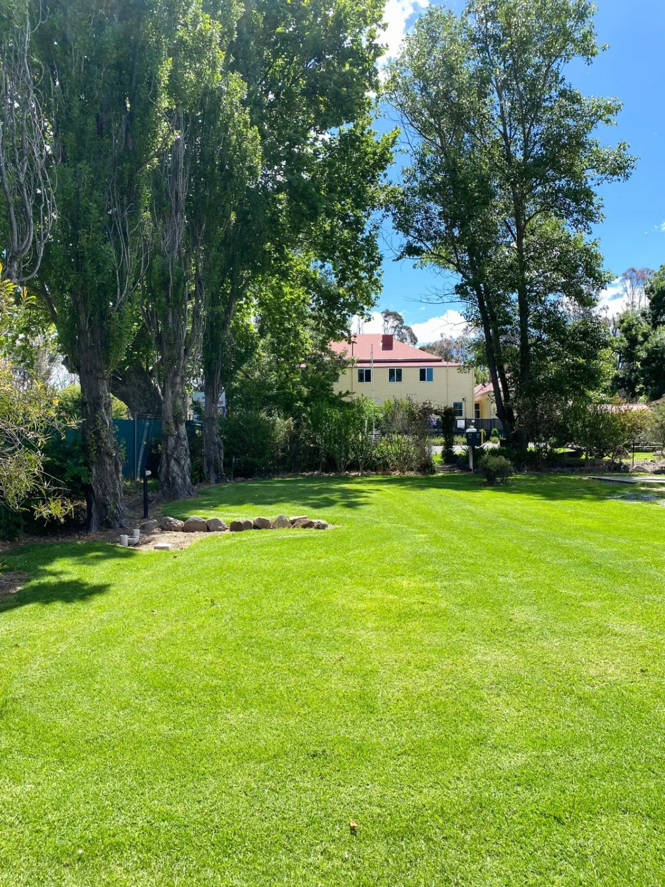 Book a Room — Tenterfield Lodge & Caravan Park