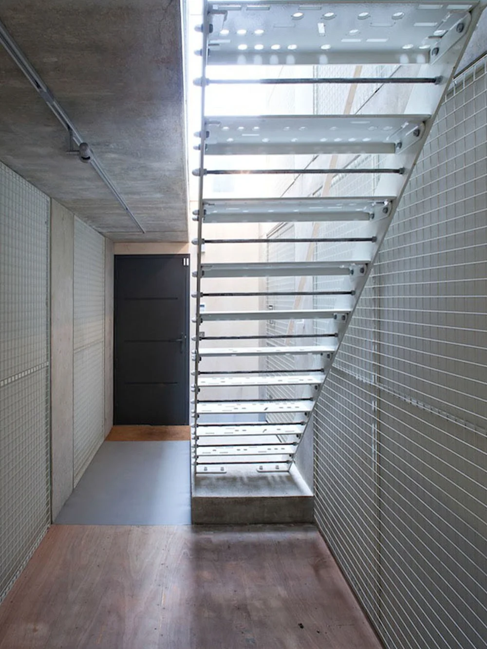 The Narrow House — Sanei + Hopkins Architects