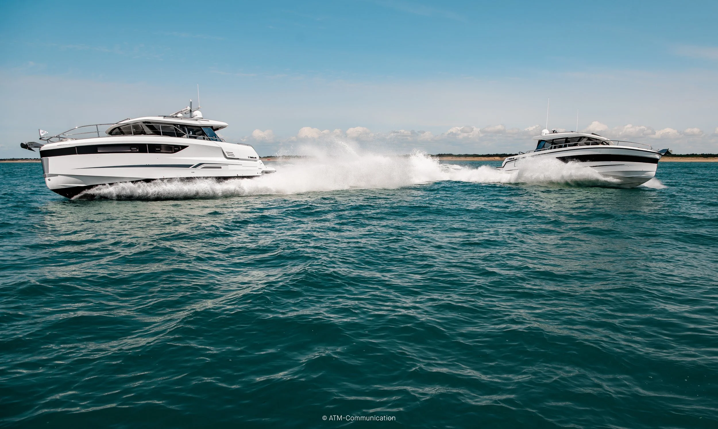 WellCraft 435 - Reveal — ATM COMMUNICATION