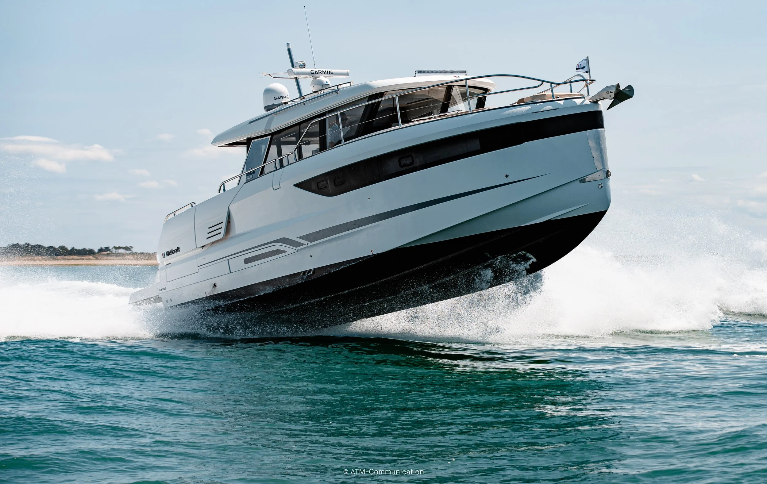 WellCraft 435 - Reveal — ATM COMMUNICATION