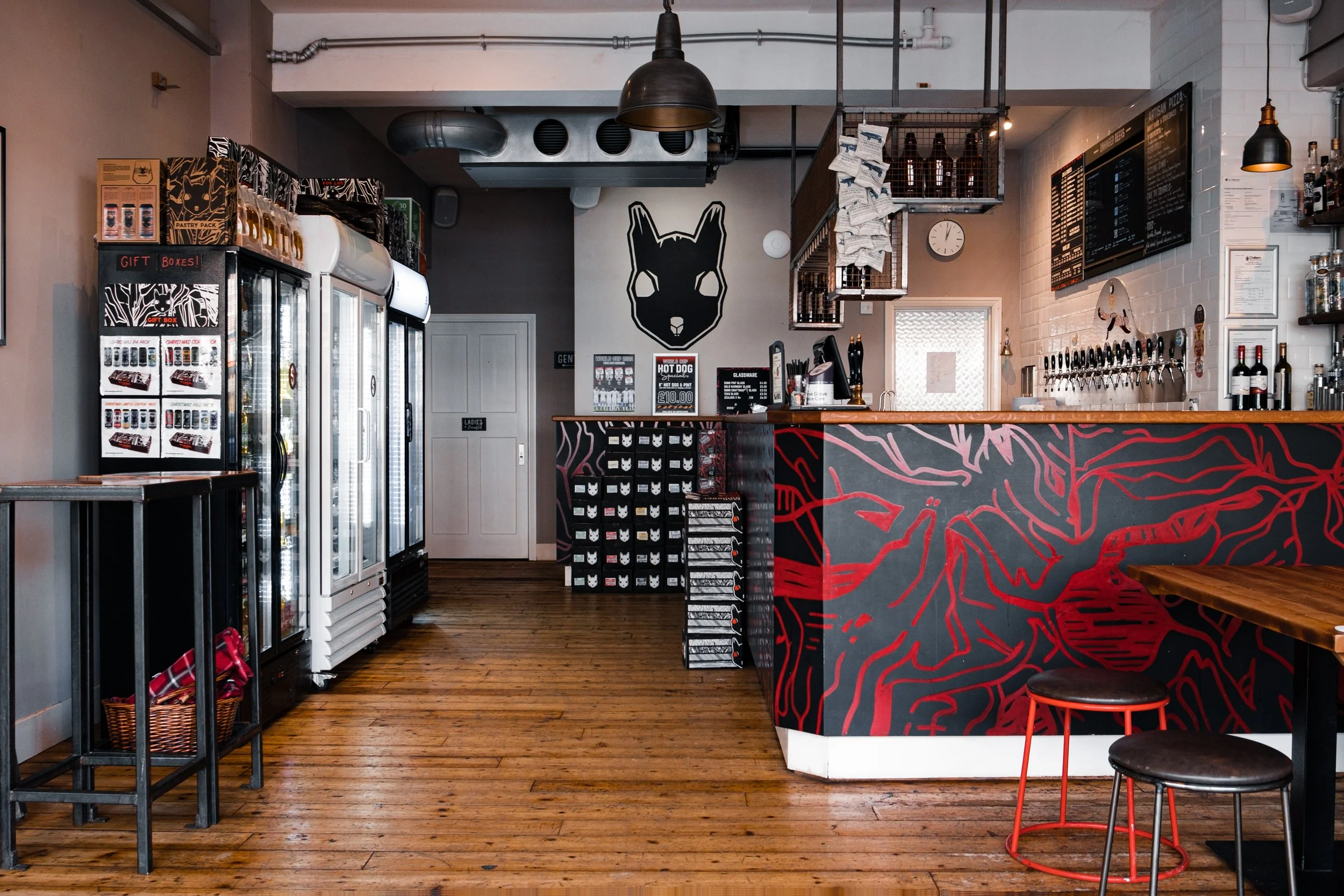 MAD SQUIRREL AMERSHAM TAPROOM - Craft beer & Pizza