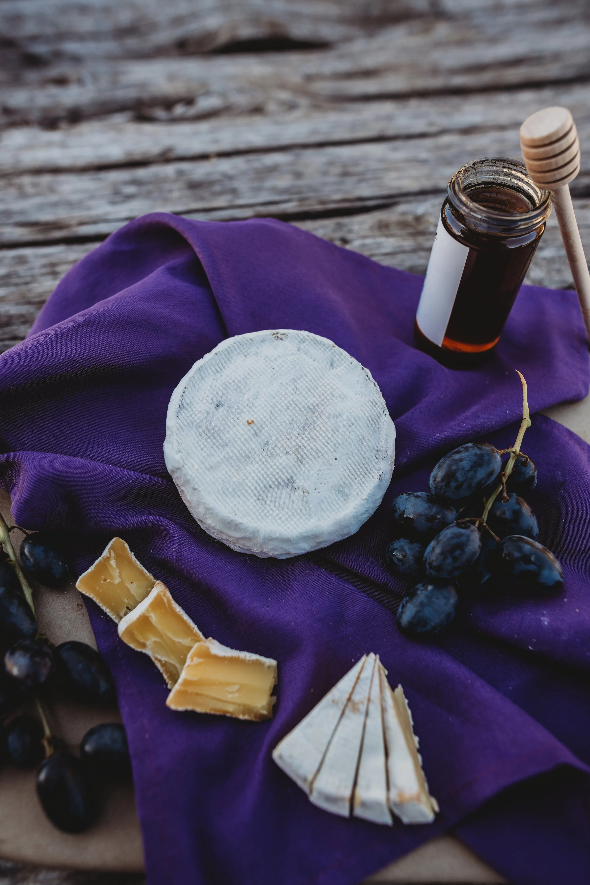 Cool Cow Cheese | High Quality Cheese | Cheese Pairings — Martha & Tom ...