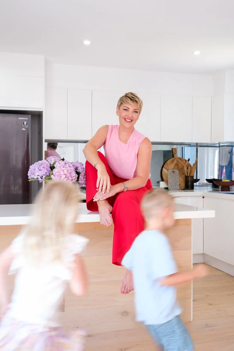 About — Clare Rowe