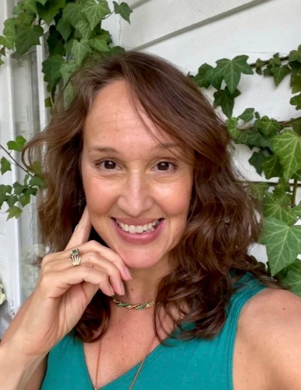 Lara O'Neil — Guidance and Support for Integrative Healers