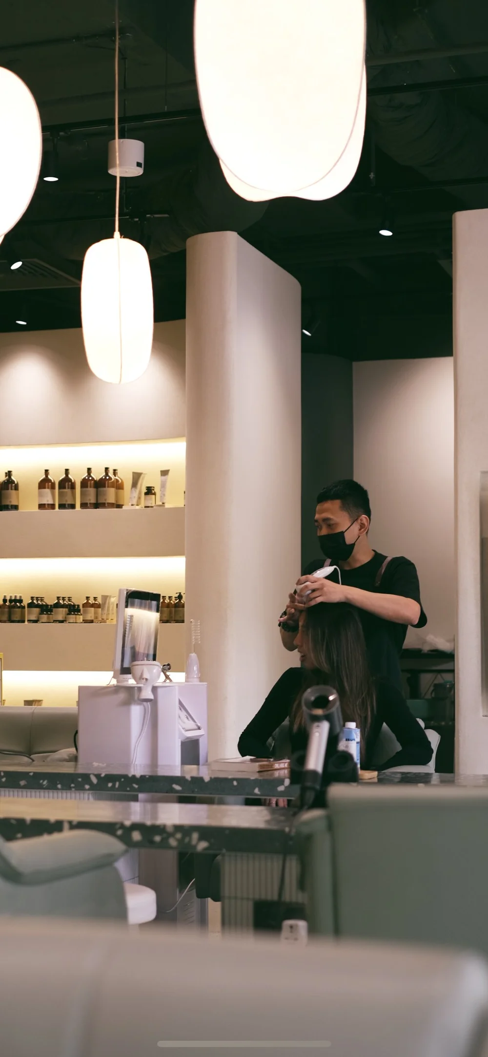 Bubble Blow Bar - A new hair bar experience. Wash Blow Style.