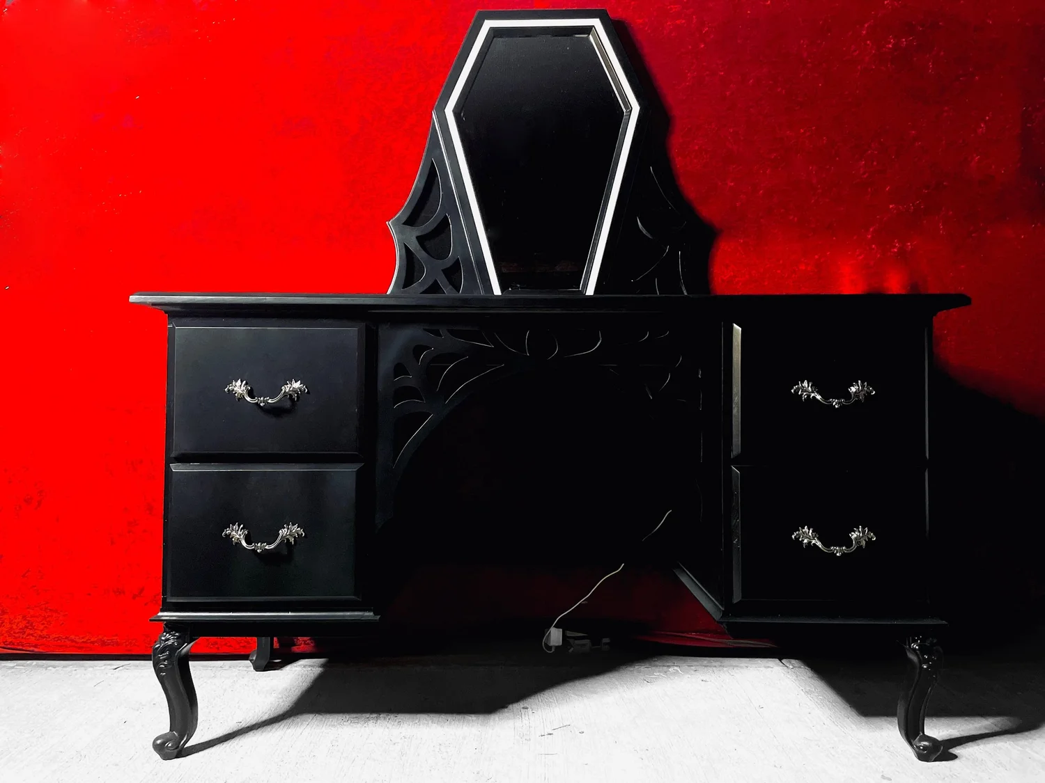 Large Gothic Vanity (Black Widow V2) — Home