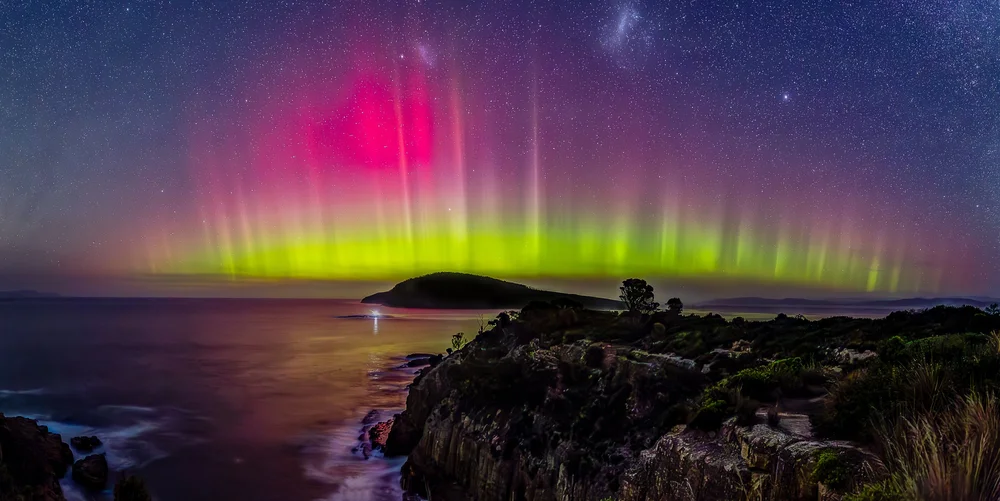 Brett Guy Photography- Aurora Australis/ Southern lights imagery ...