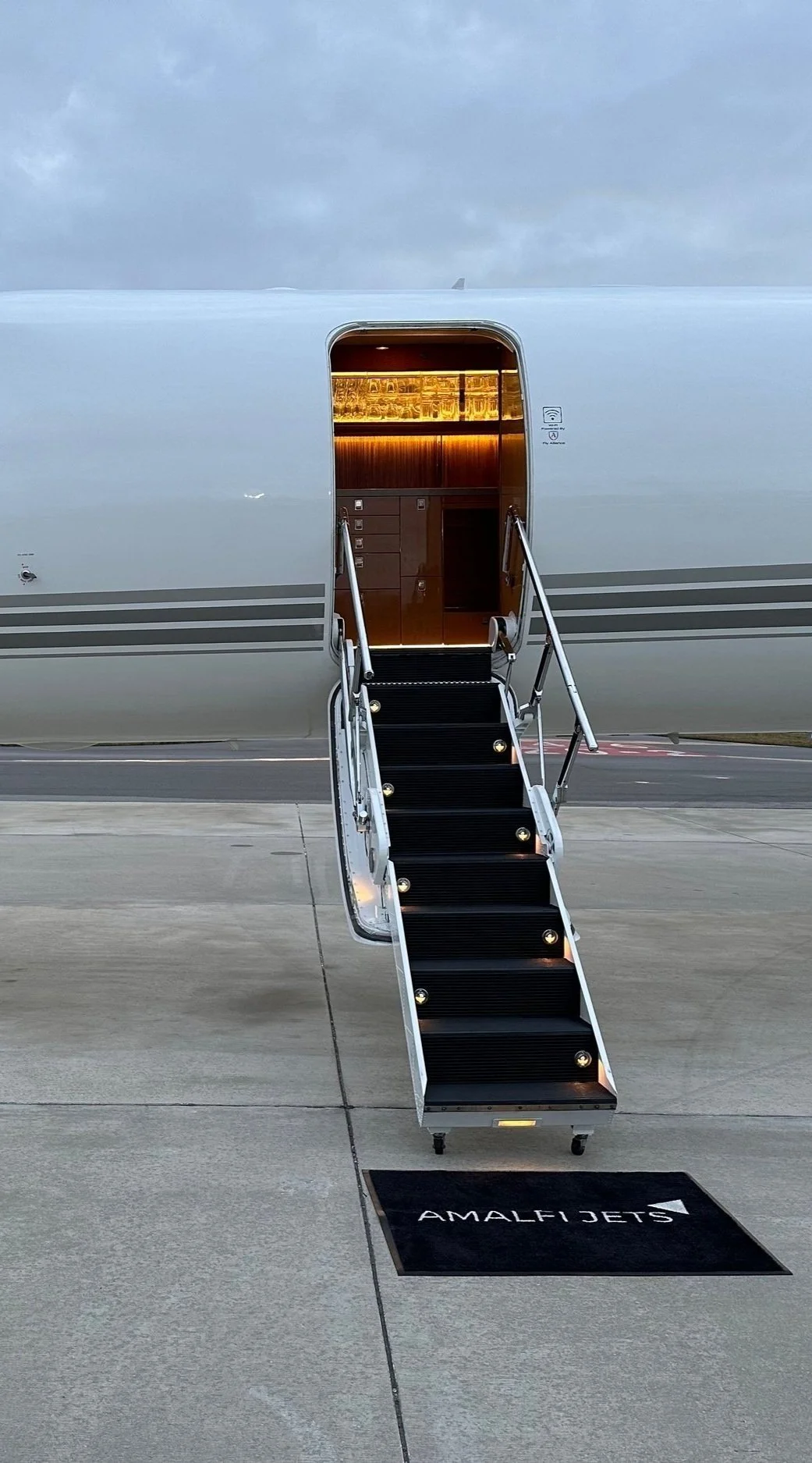 Amalfi Jets | Private Jet Charter Flights | Private Jet Cards