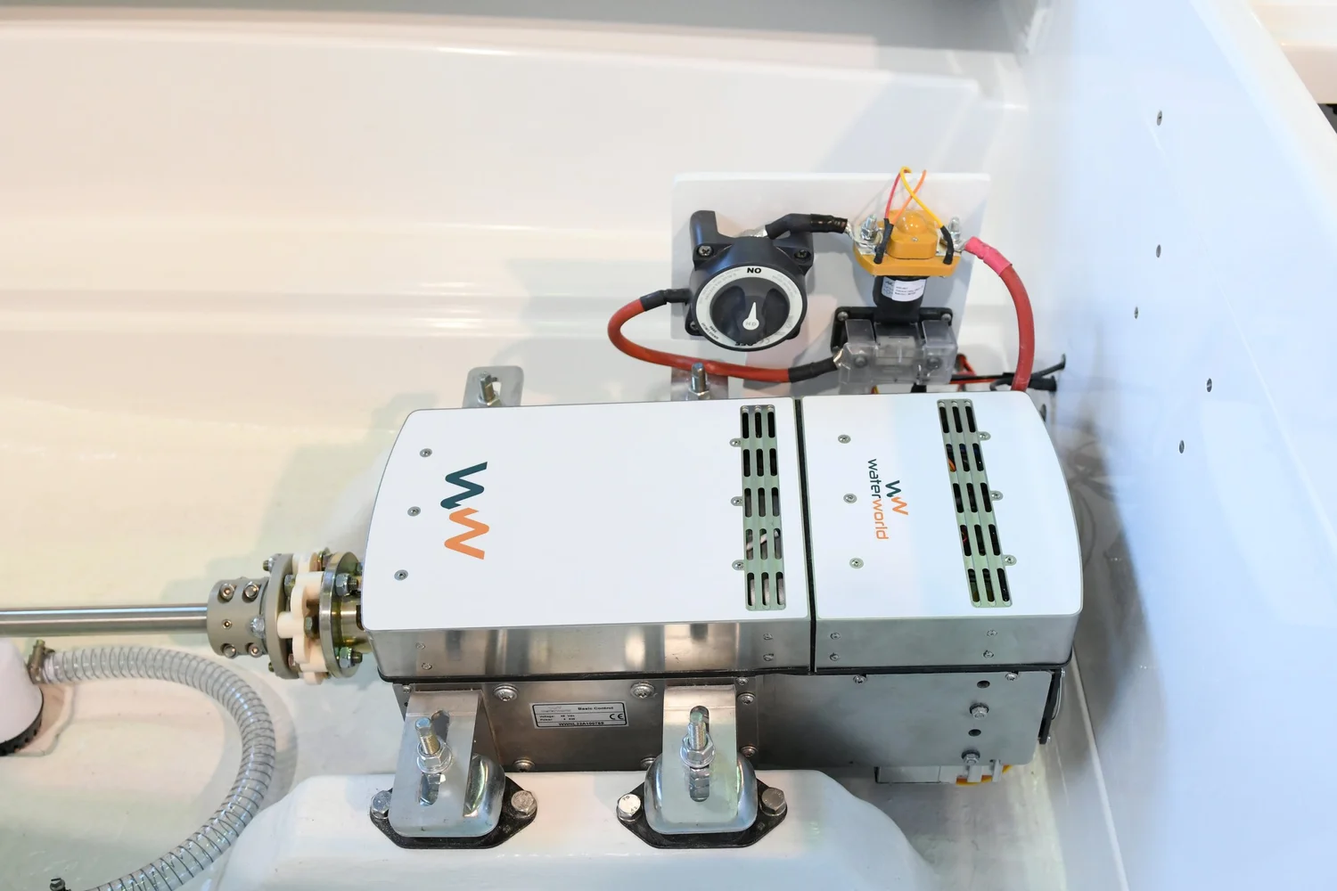 Electric Inside Boats