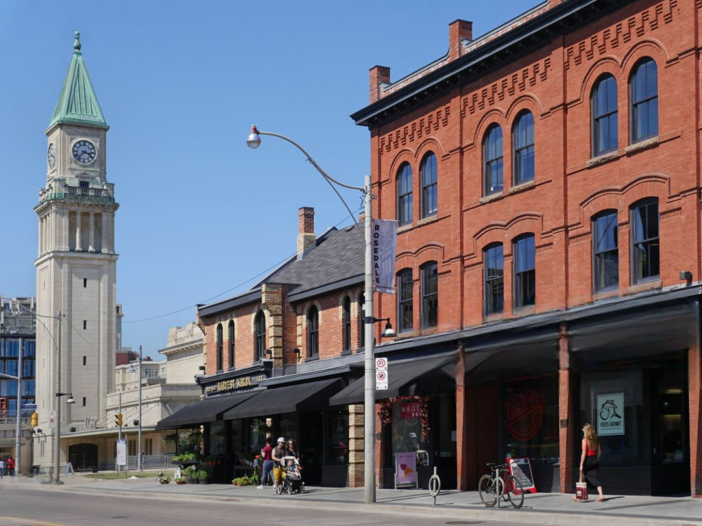 Moving to Rosedale: A Guide to Luxury Relocation|HelloYugo