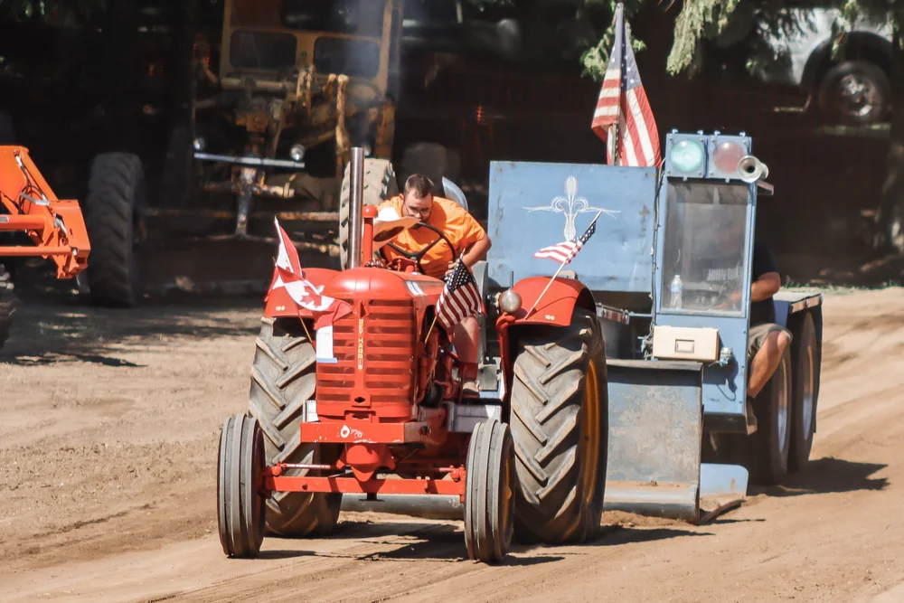 Fall Tractor/Truck Pull — Puget Sound Antique Tractor and Machinery ...