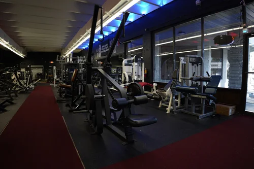 Gulf Coast Muscle Gym - Largo, Florida - 24 Hour Gym