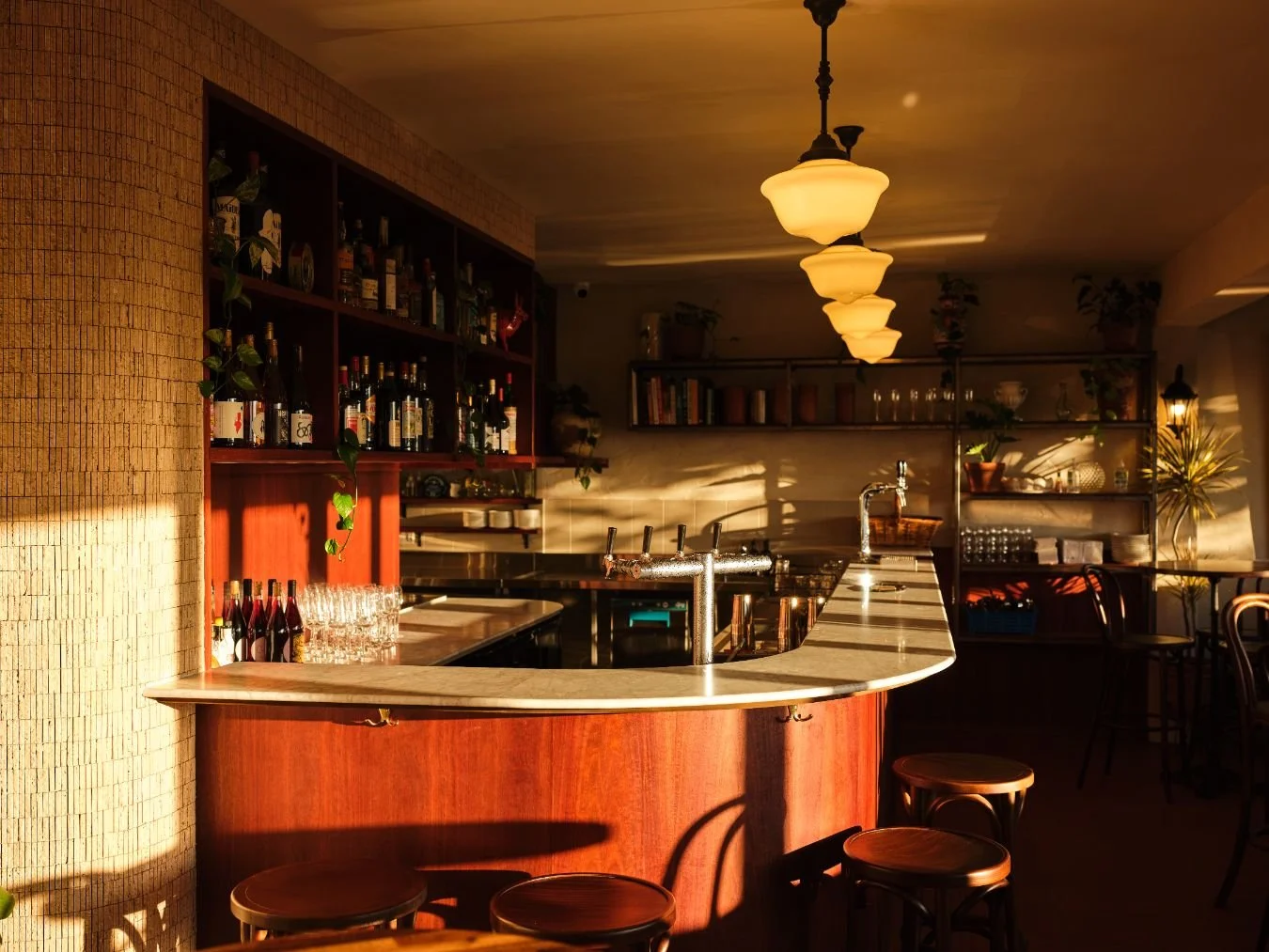Madalenas Bar — Burgio Construction