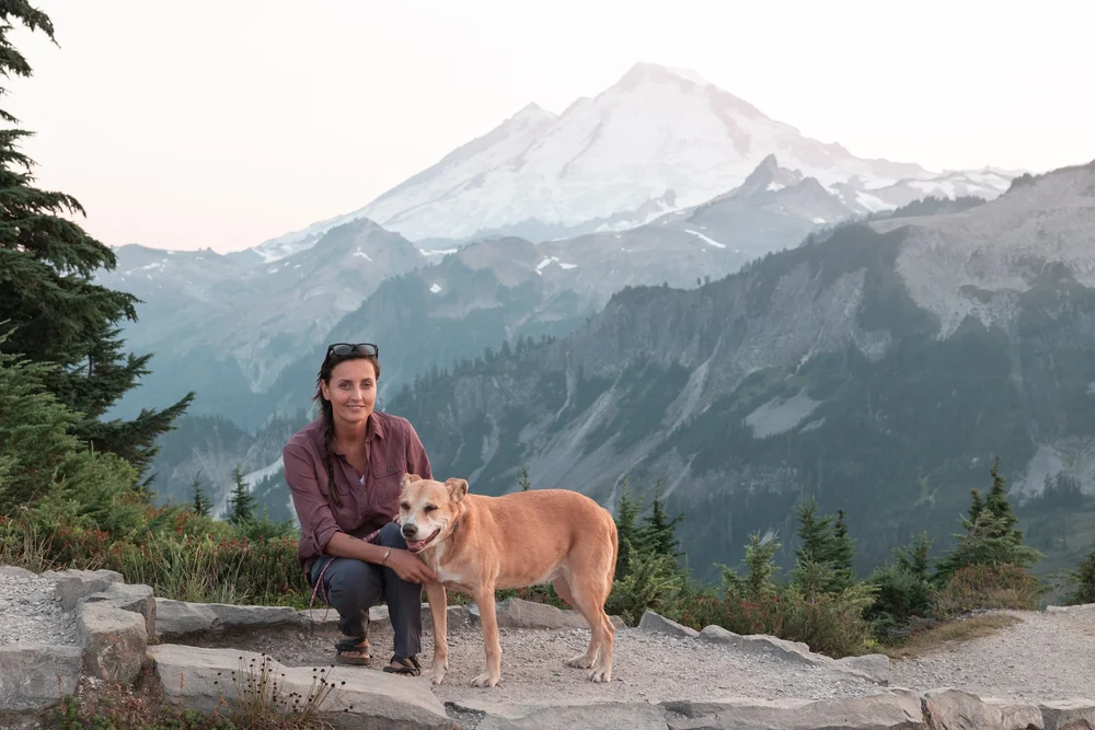 Bernadette l Adventure Elopement & Wedding photographer