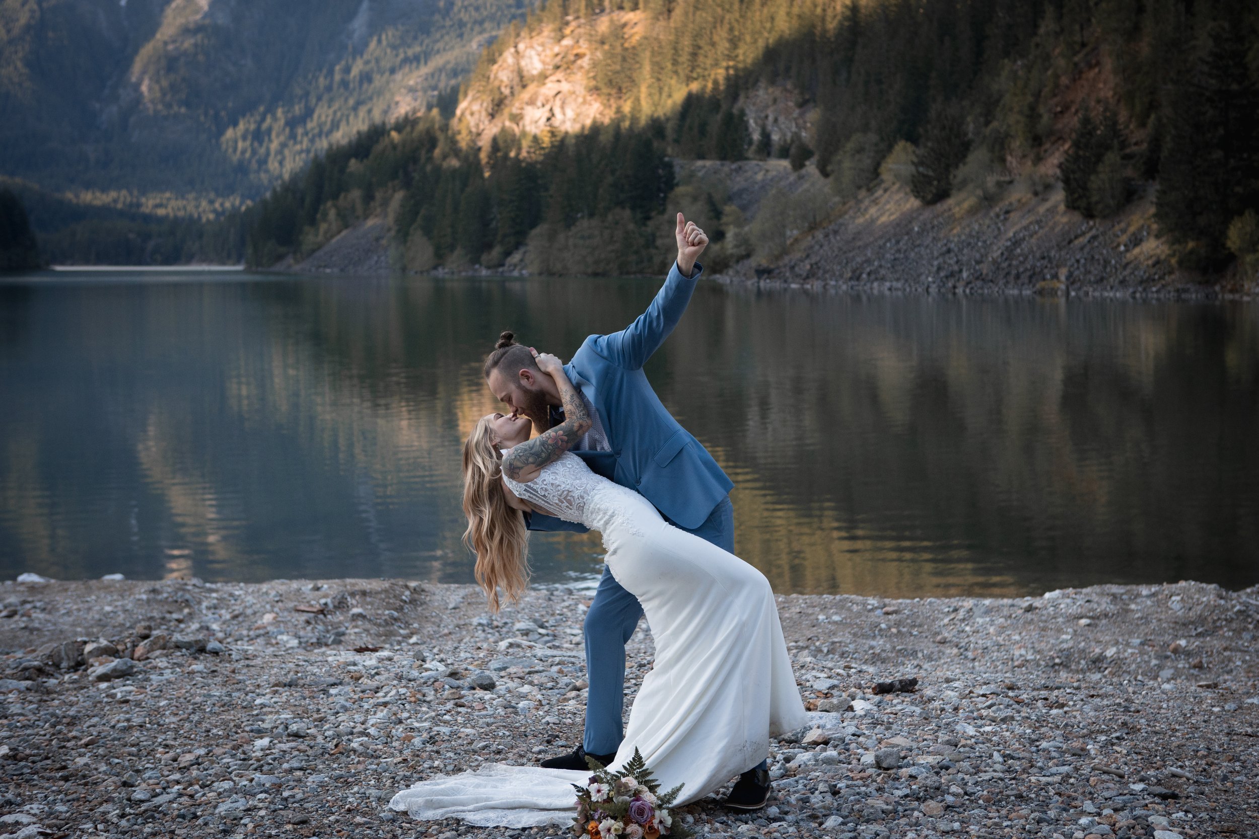 Bernadette l Adventure Elopement & Wedding photographer