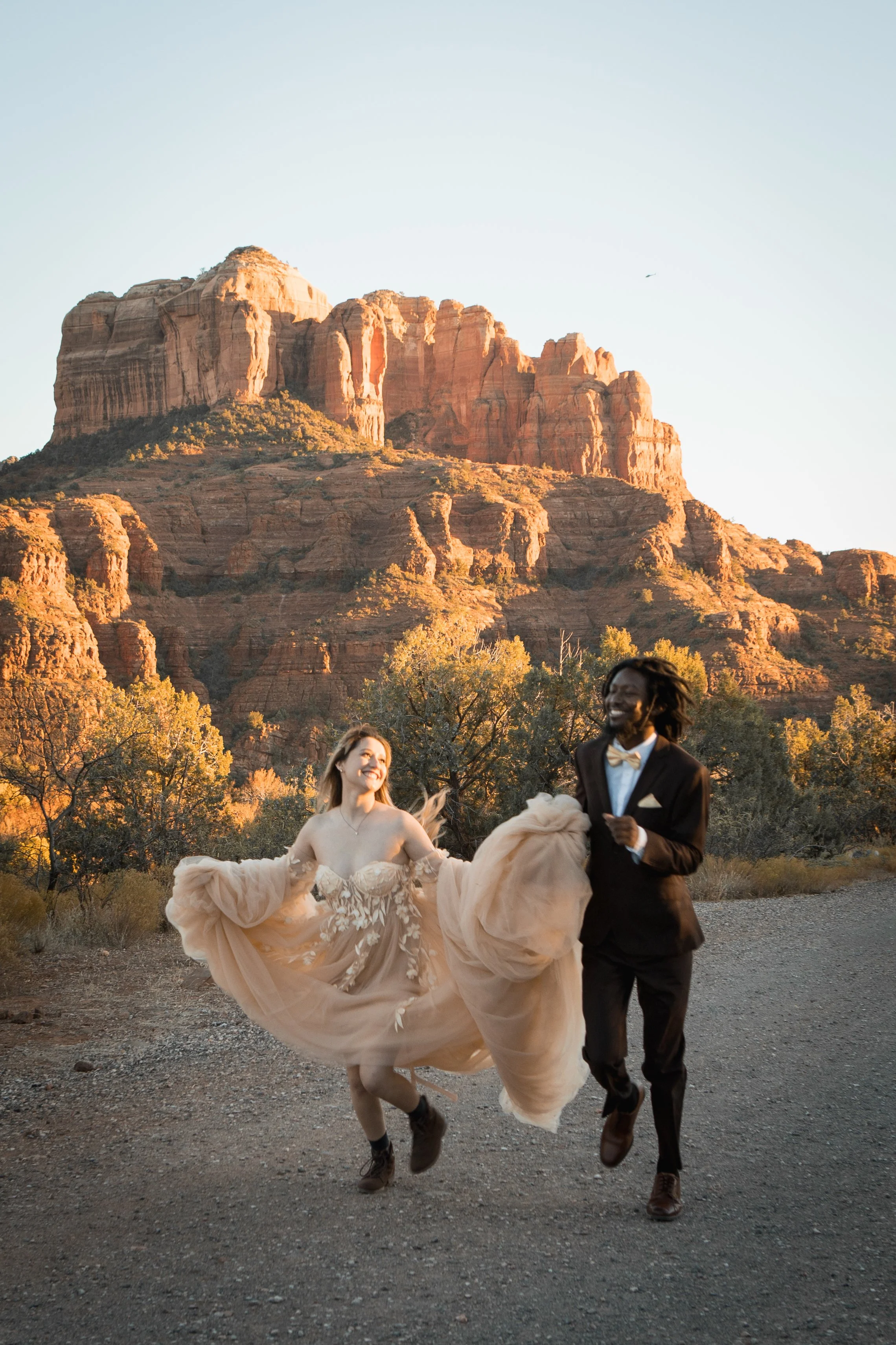 Bernadette l Adventure Elopement & Wedding photographer