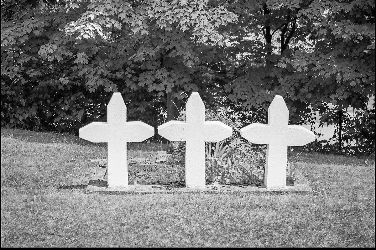 Dale Cemetery — Howard Dale Photography