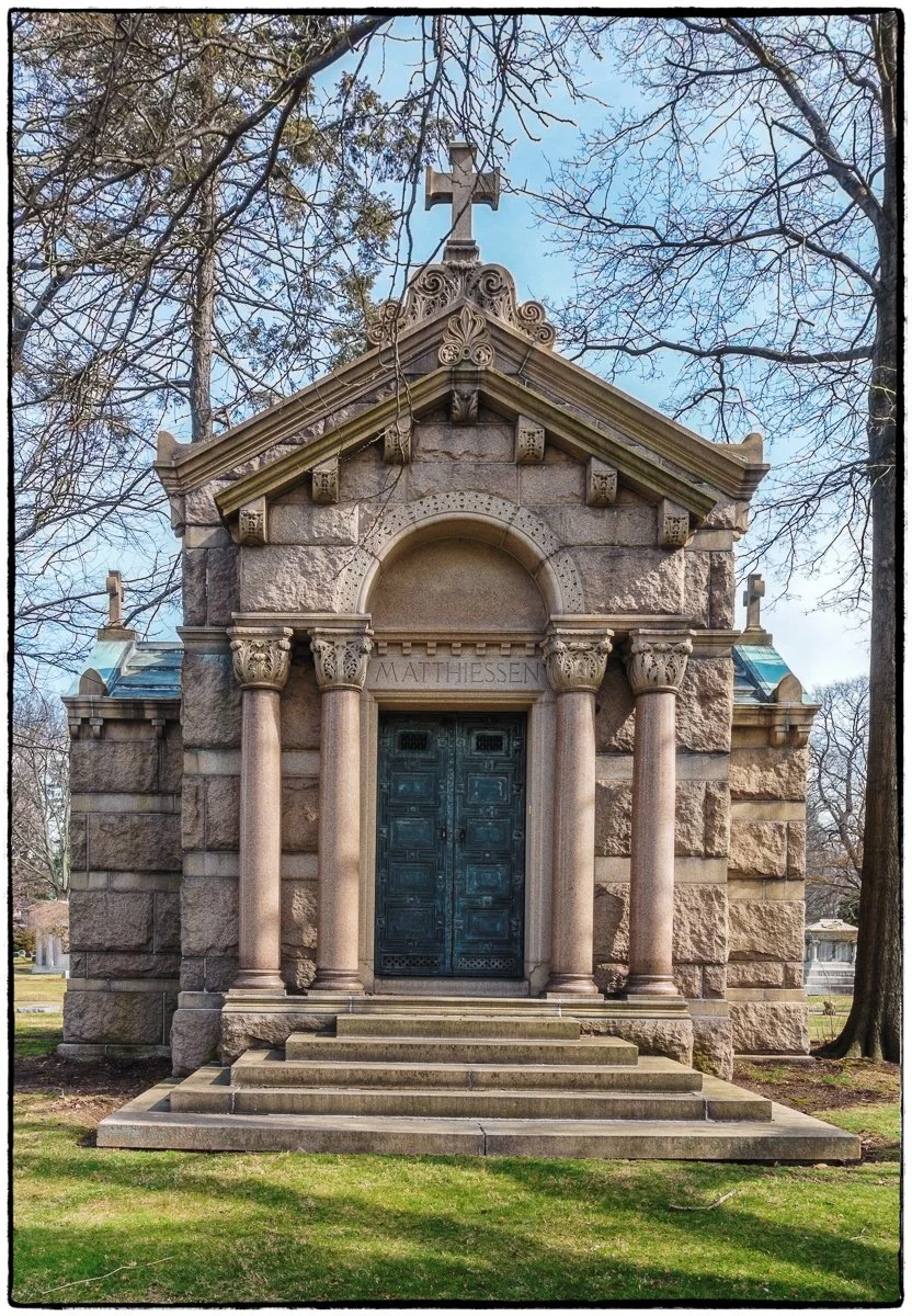 Woodlawn Cemetery — Howard Dale Photography