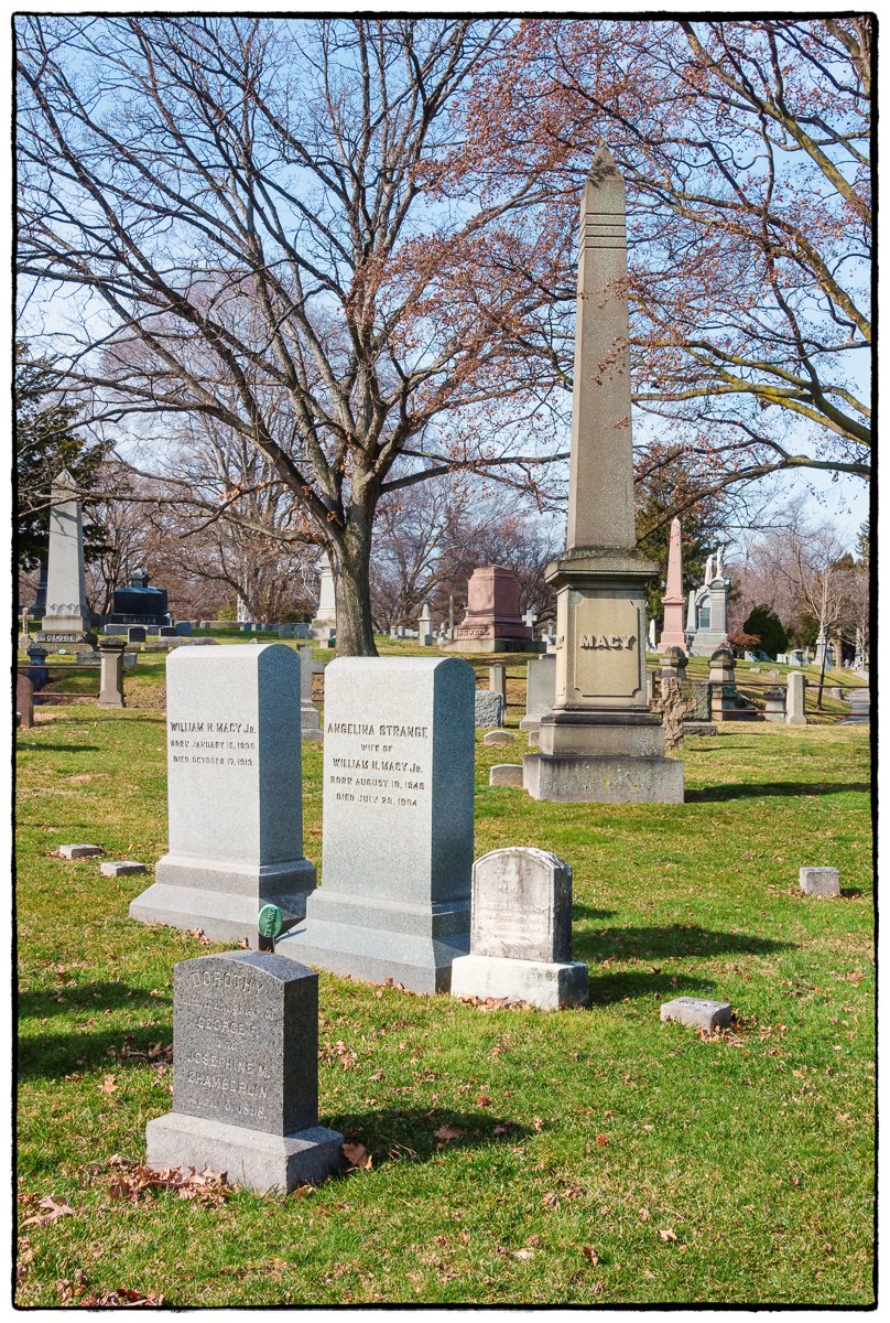 Woodlawn Cemetery — Howard Dale Photography