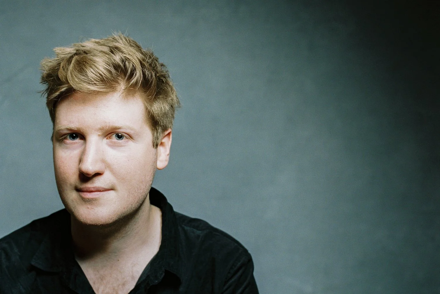 JAMES HALL - Countertenor