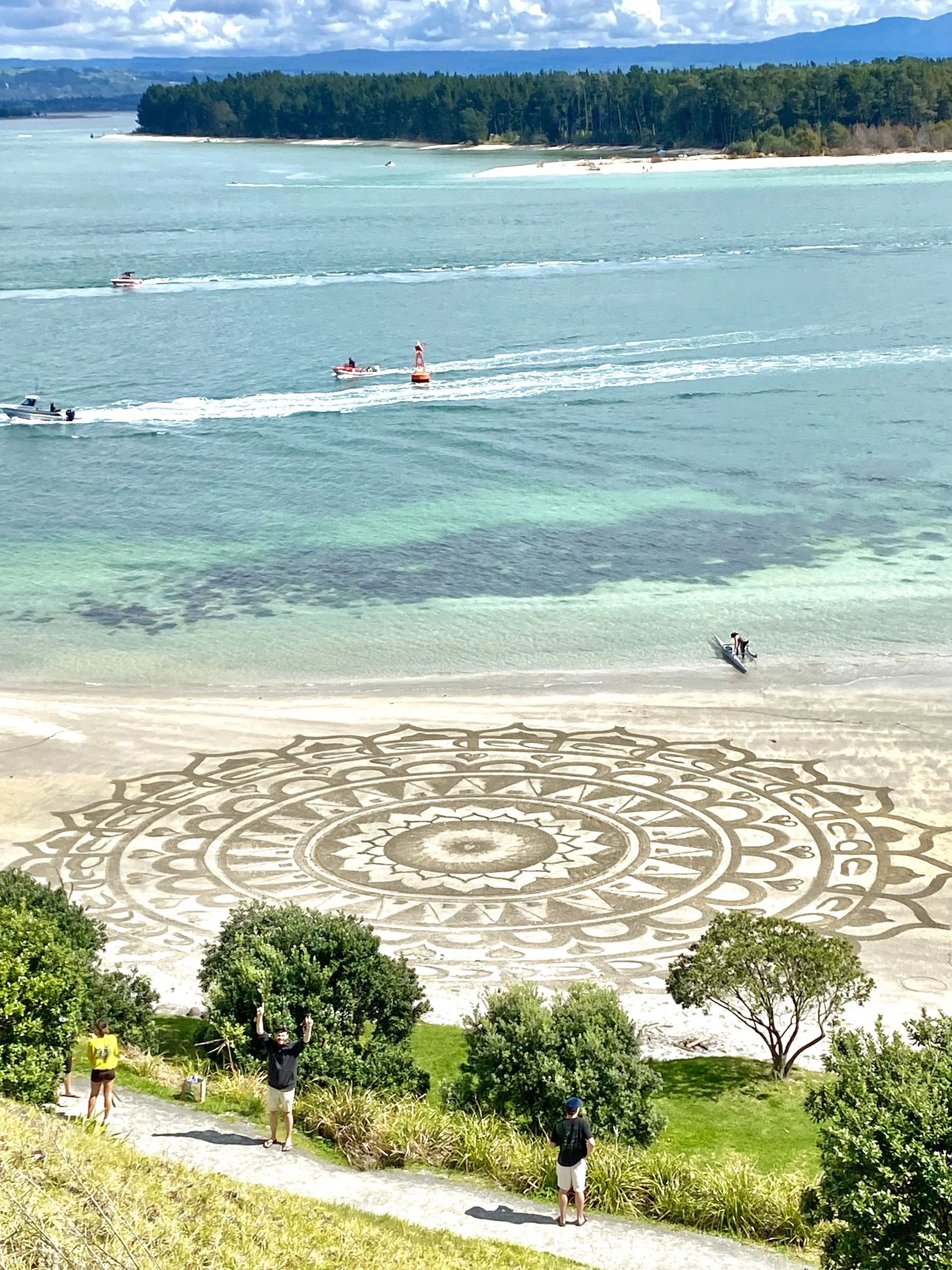 Sand Artist New Zealand-Beach Art New Zealand-Rakehealing