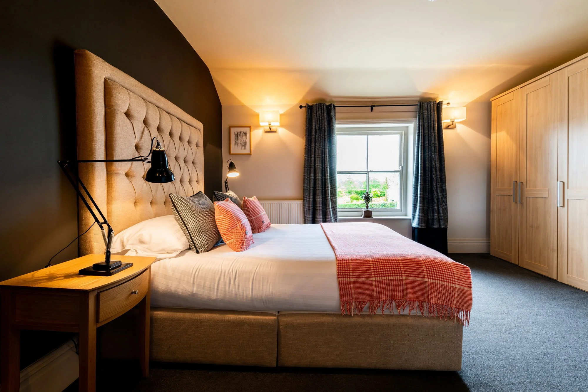 Derby Arms - Pub, Restaurant, Rooms