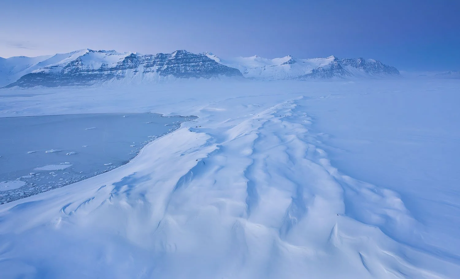 Essential Guide to Blue Hour Photography for Landscapes