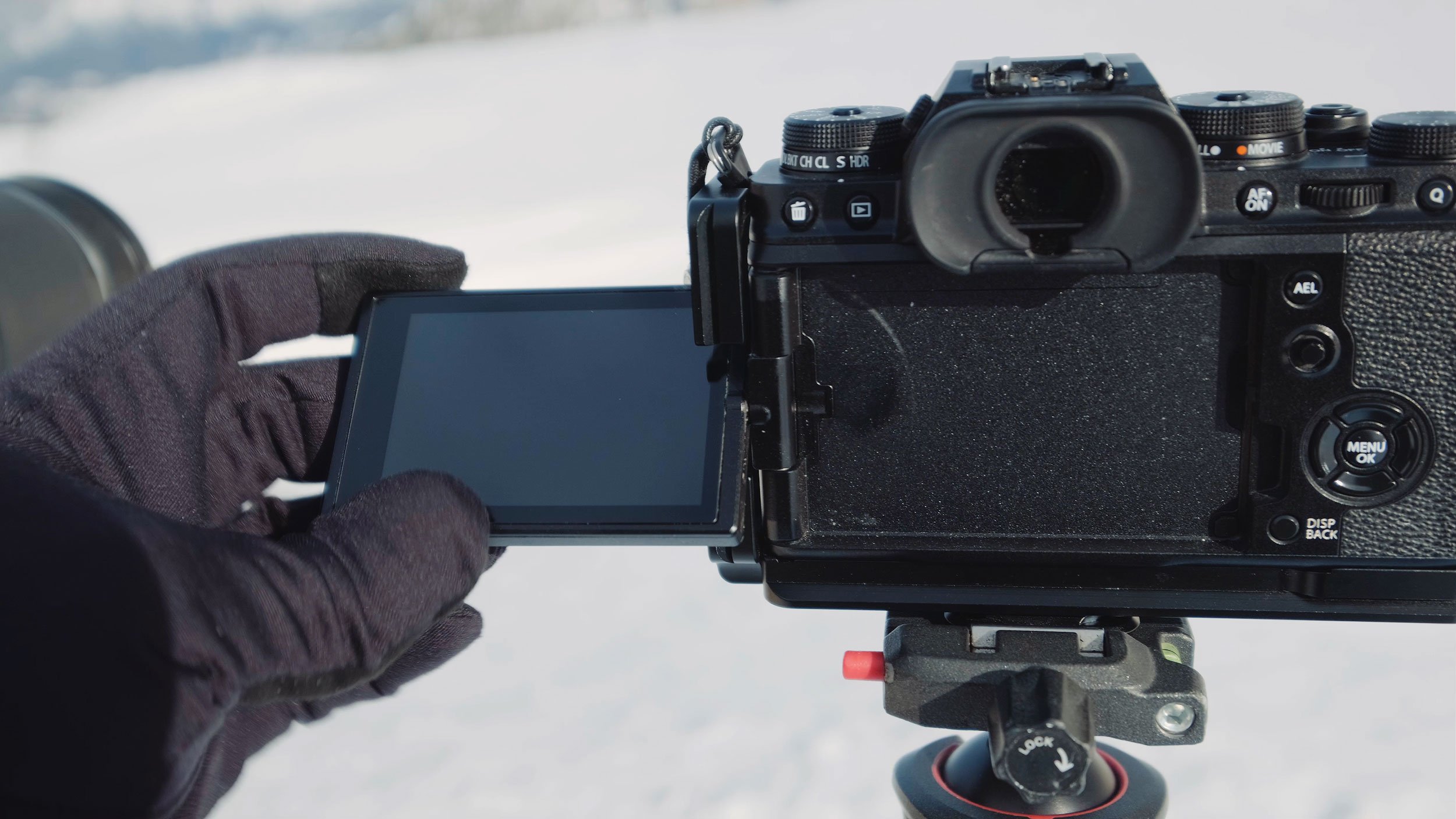 7 Practical Tips for Working With Camera Gear in the Cold