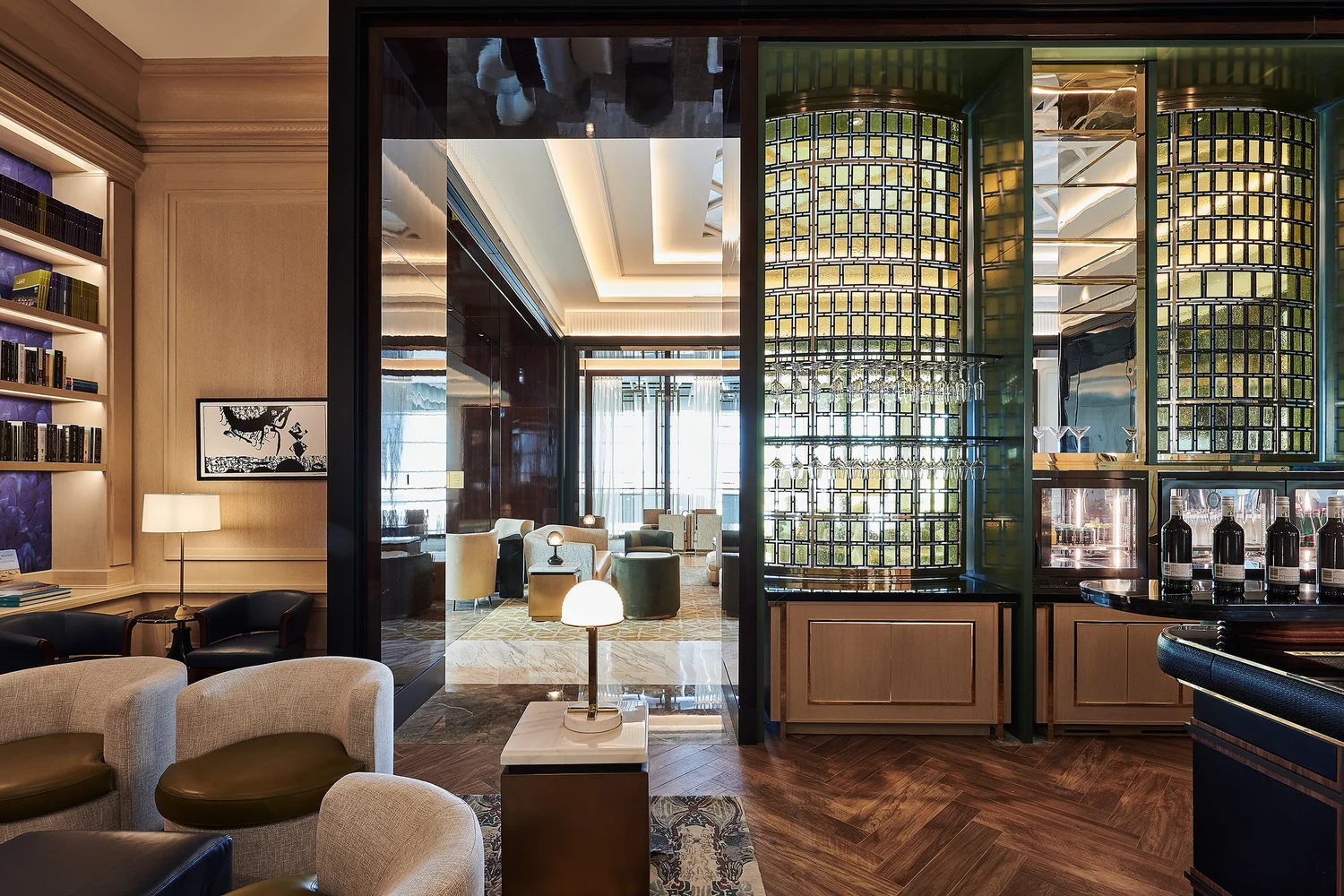 The Pearl Lounge - Bahrain — Champalimaud Design