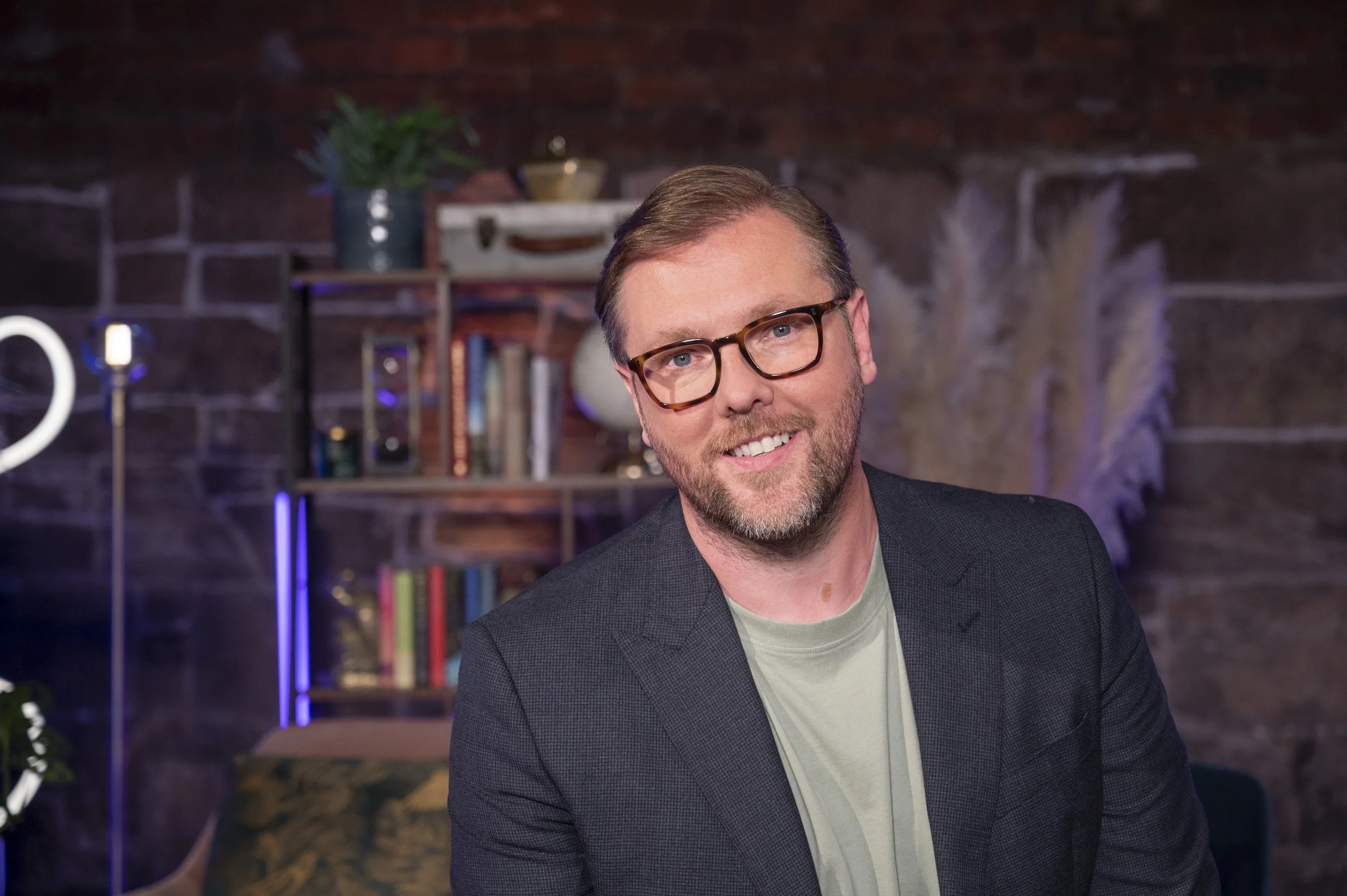 Episode One Of ‘Whose Truth Is It Anyway?’ On BBC4 — Damian Barr's Literary Salon