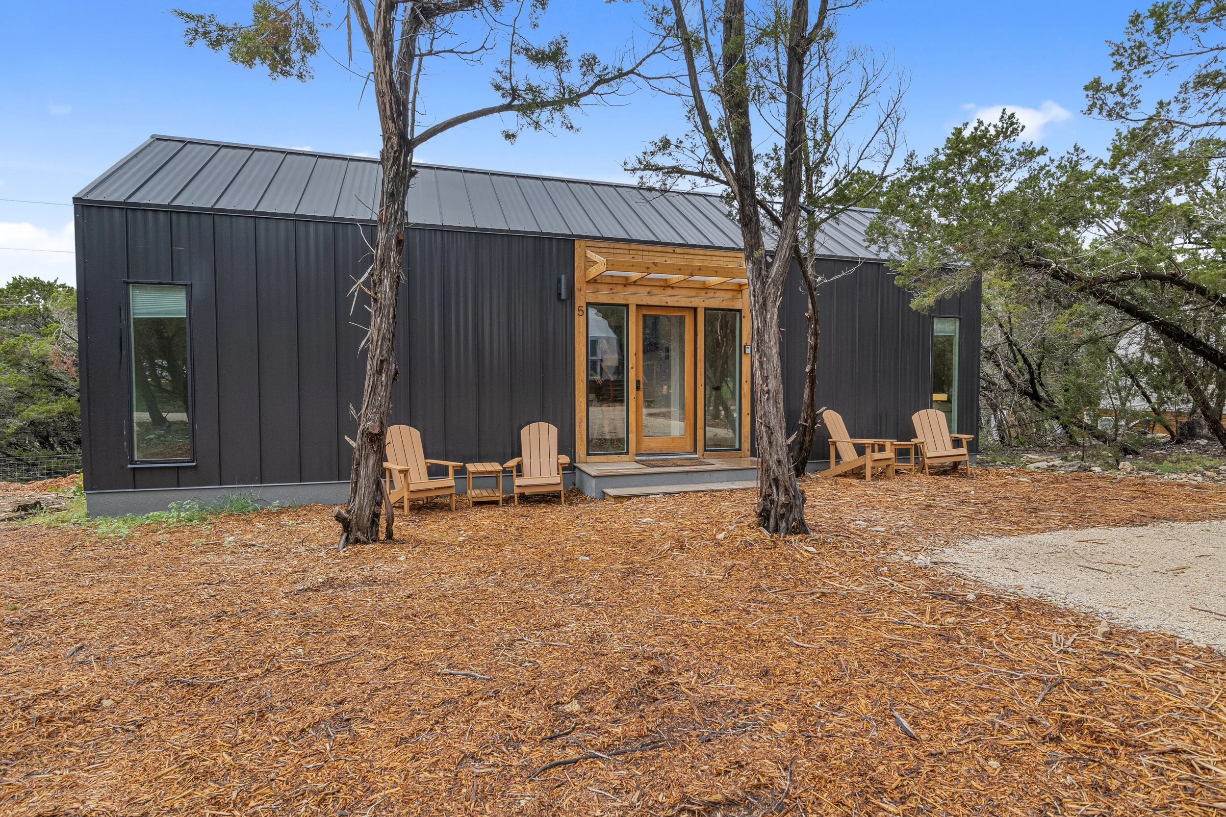 Pod Living Backyard Studio with Bathroom in Austin, TX — Backyard Pod