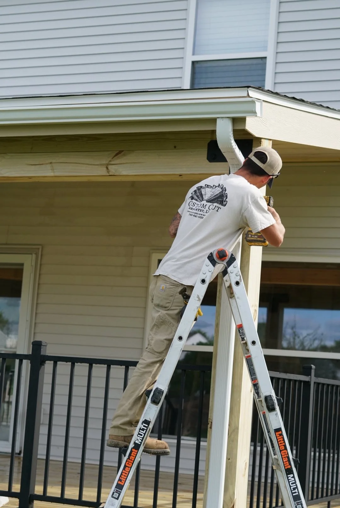 Custom Cut Carpentry