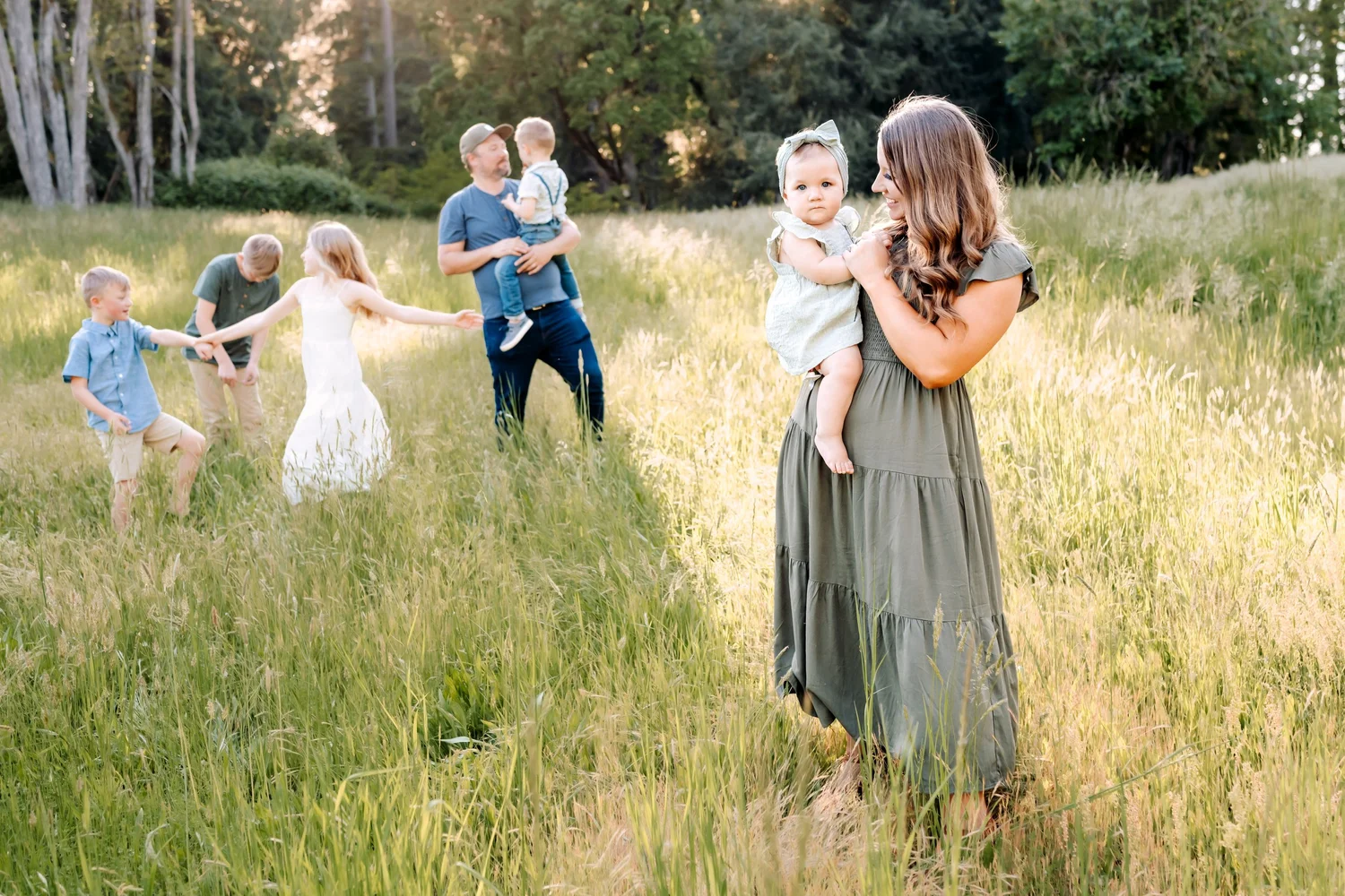 What to Wear for Spring Family Photos: A Complete Guide for Stress-Free ...
