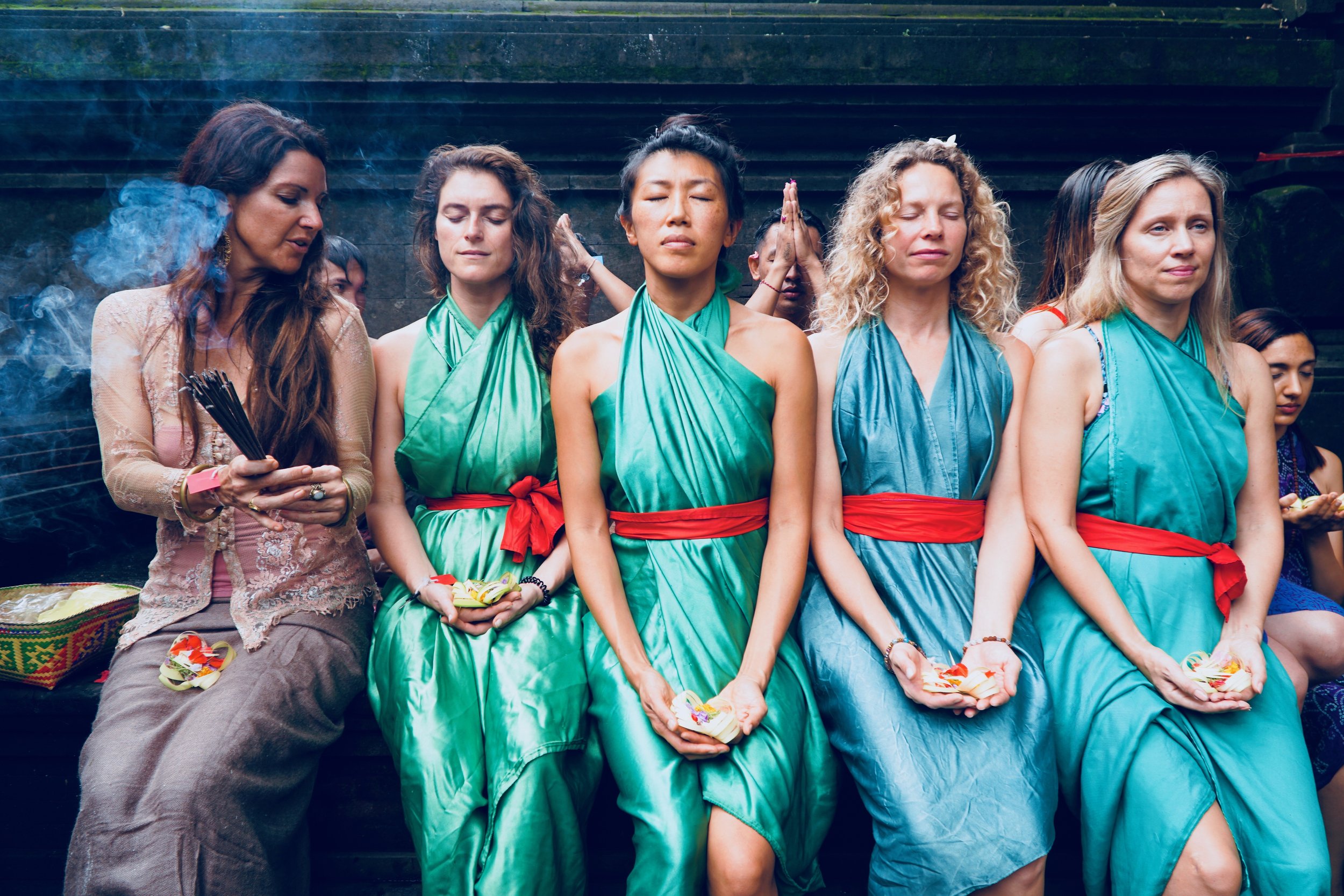 100hr Embodied Feminine YTT — HELD