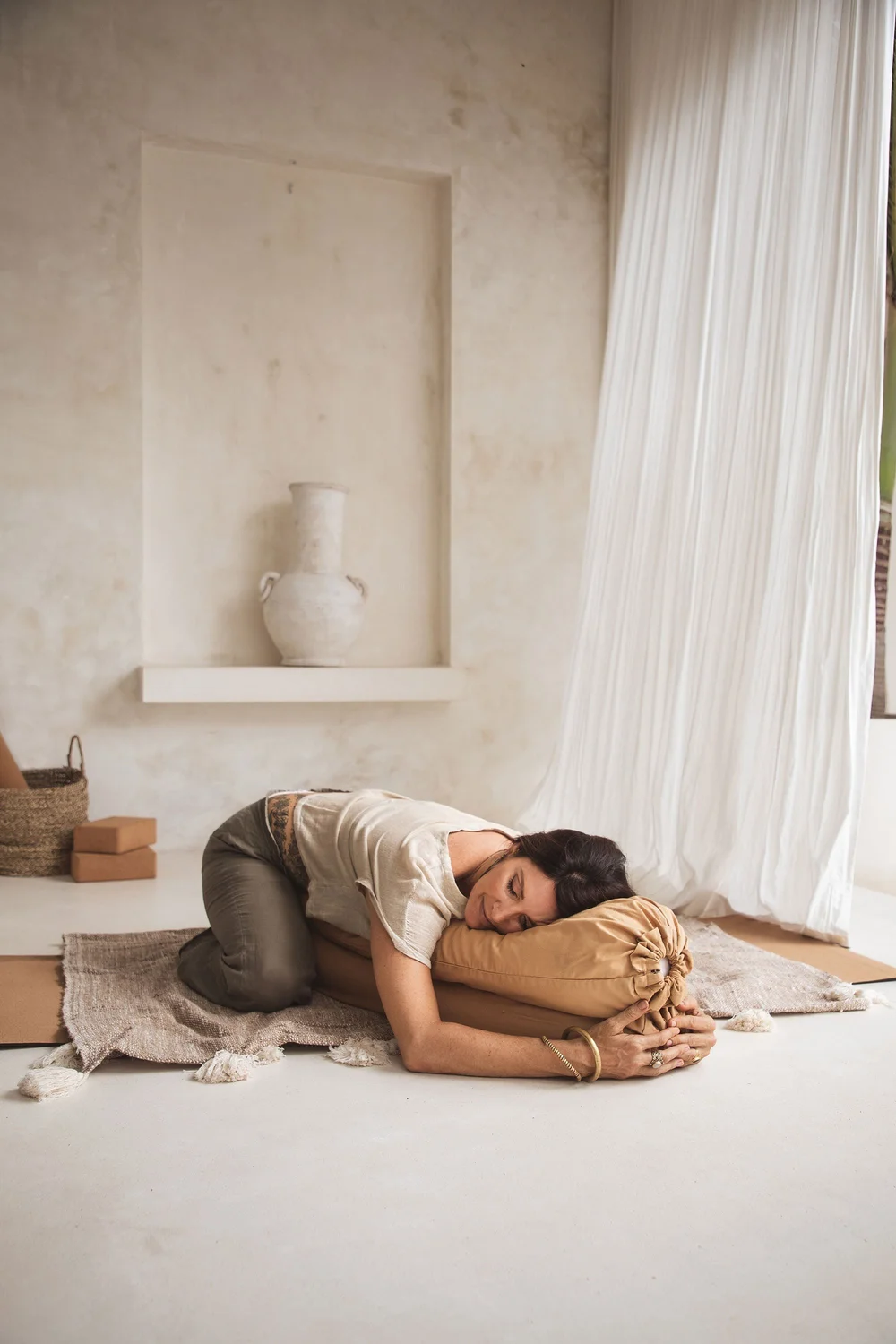 100hr Restorative Yoga & Nervous System Rewire Yoga Teacher Training ...