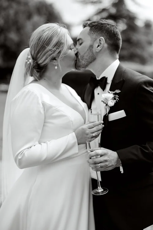 Weekend wedding at West Sussex country house Findon Place — Emma Reeve ...