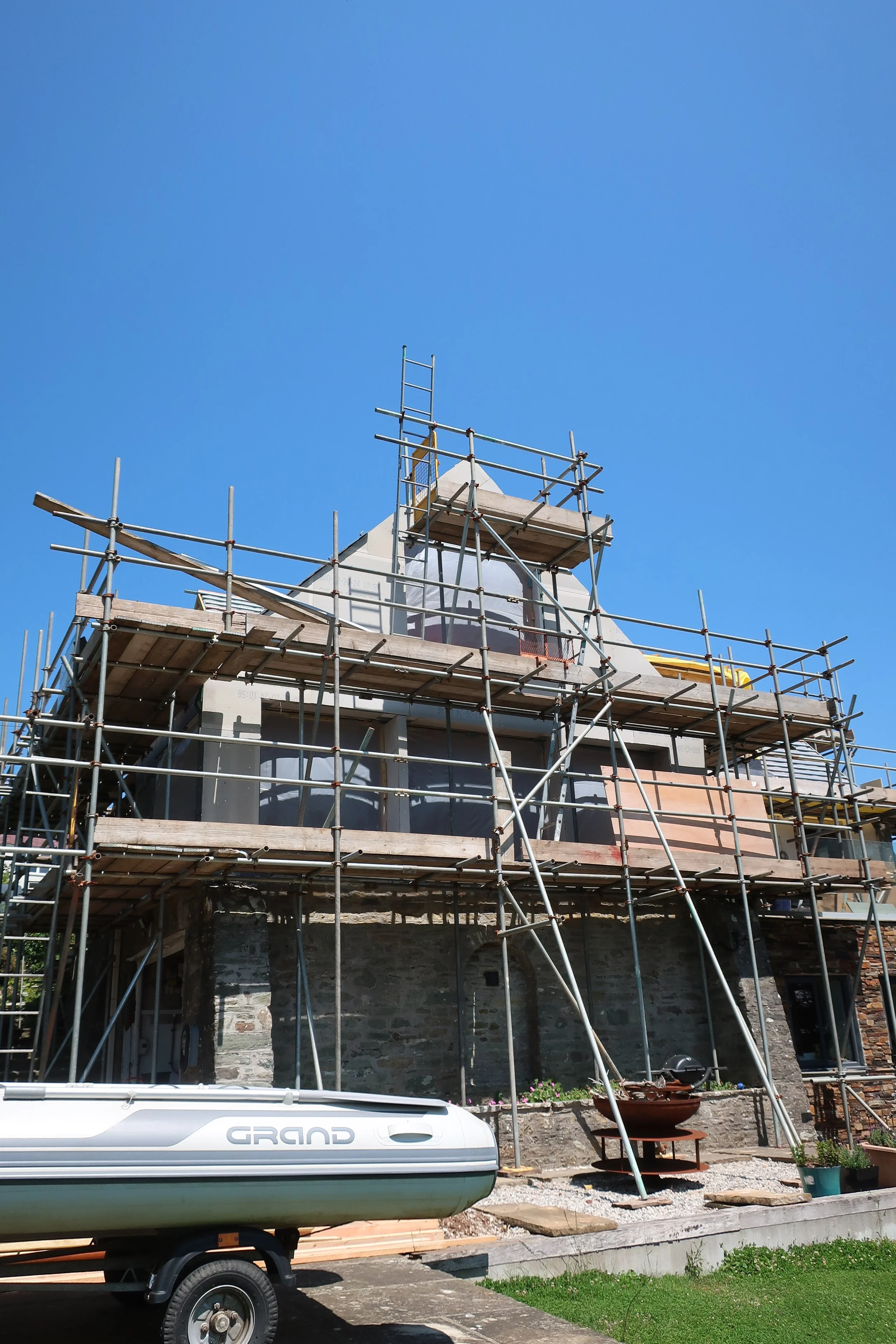 Small Projects, Big Responsibility: Collaborative Design, Builders ...