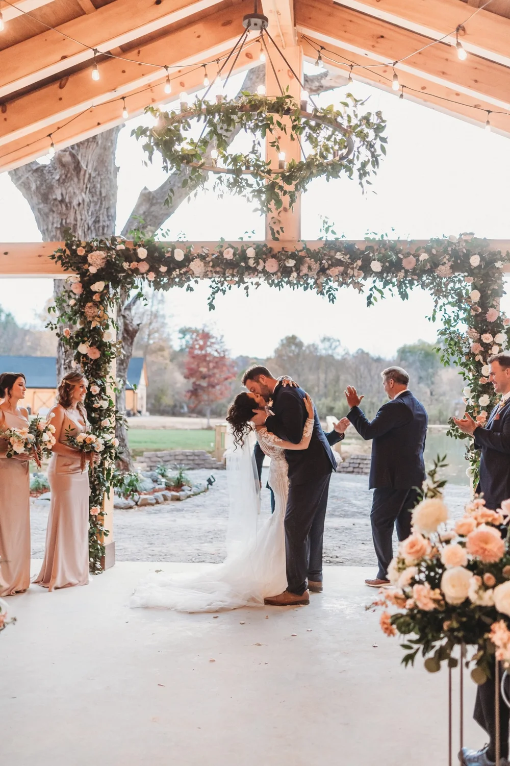 Dream Weddings at Jones Farm Nashville | Rustic Venue & All-Inclusive ...