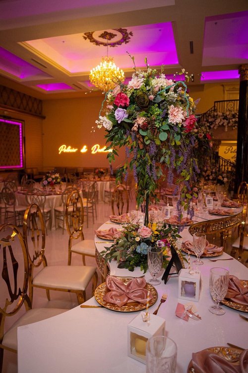 About Us — Palacio de Destinee