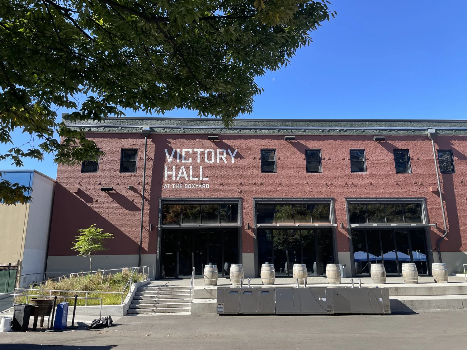 Nov 25 + 26 - Victory Hall | Explore Unique Finds – Shop Now — Making Local