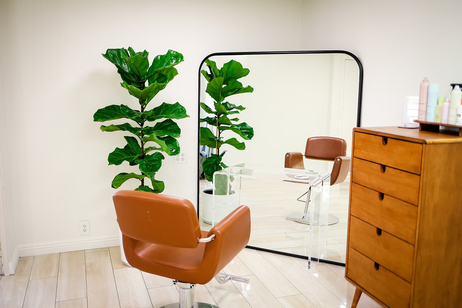 General 1 — Shine Salon