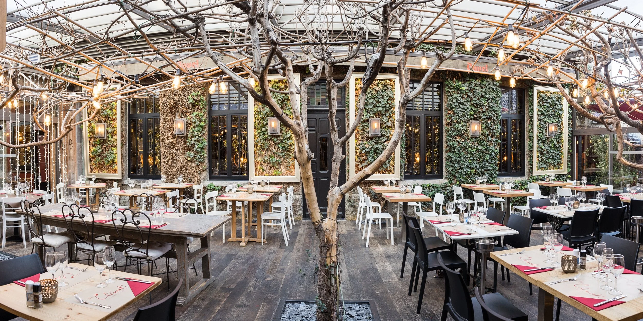 Restaurant — Brasserie Chez Clément