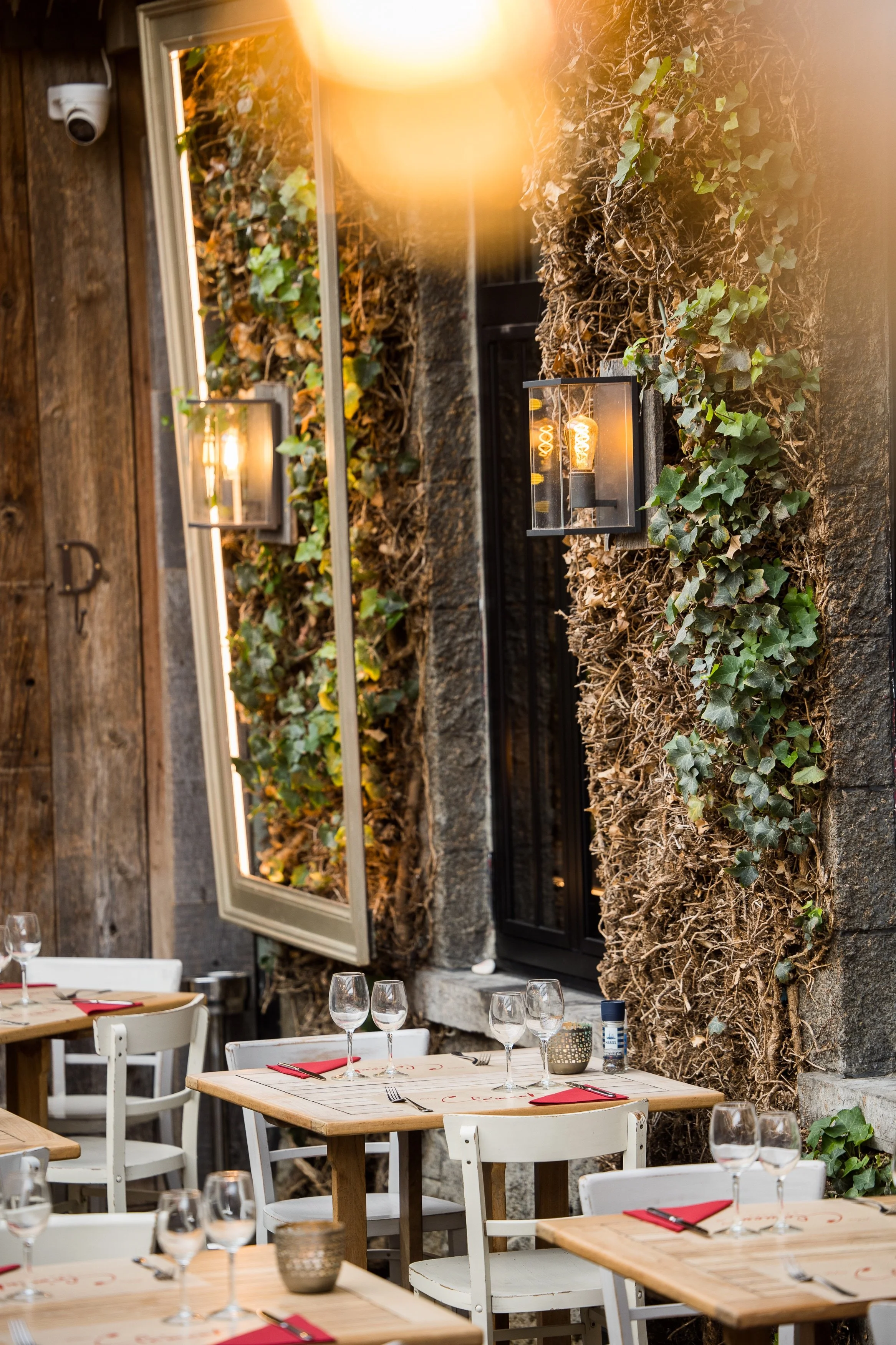 Restaurant — Brasserie Chez Clément