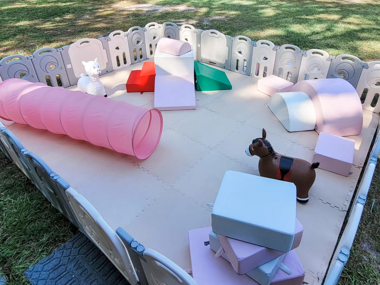 Have A Ball Party Rentals - Luxe Soft Play & Ball Pits