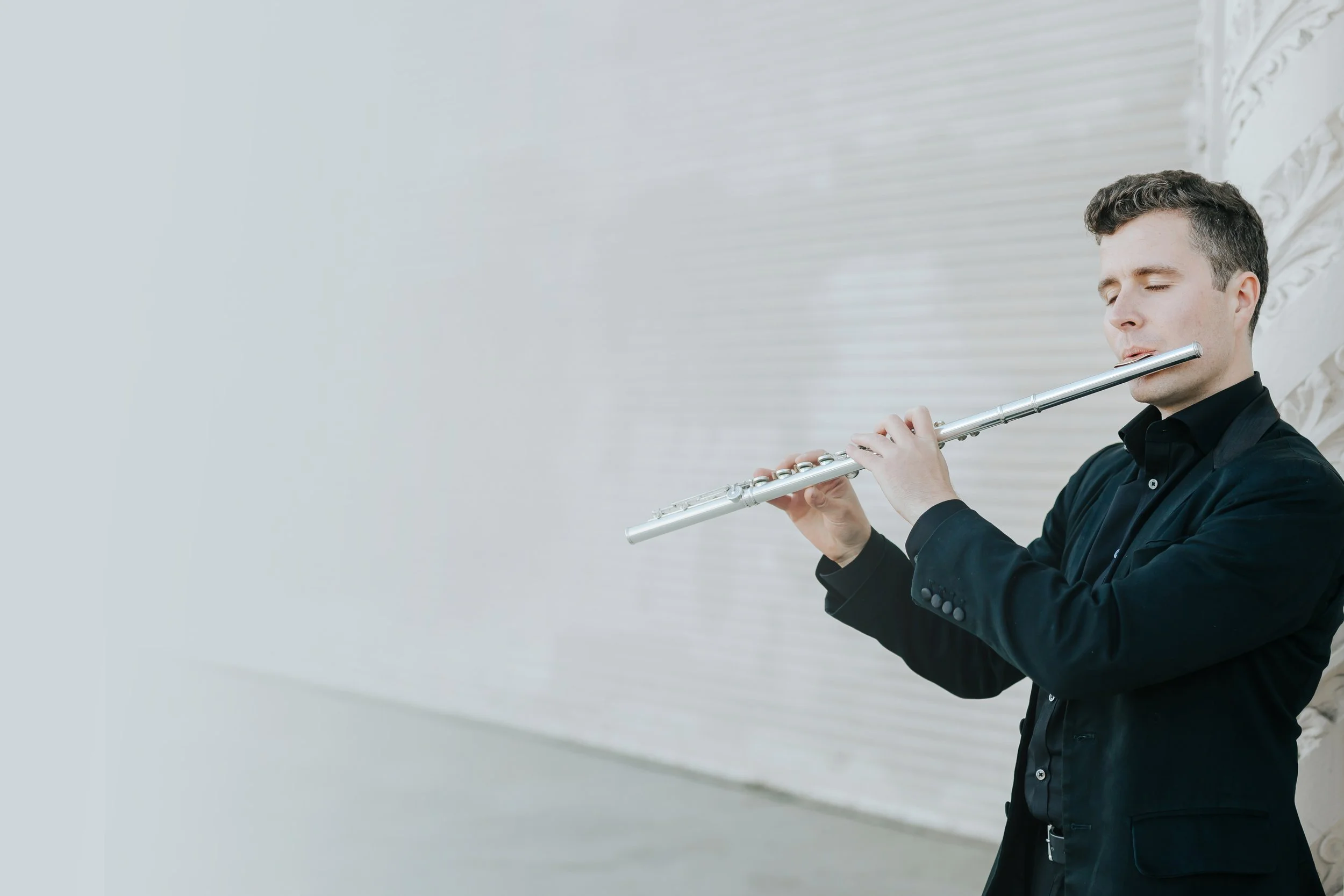 Alexander Ishov | Flutist & Researcher