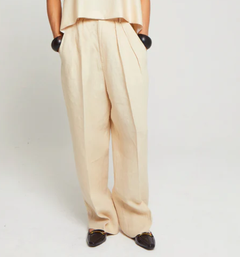Pantalon en lin : Les meilleurs modèles pour femmes en 2024.